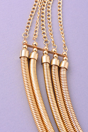 Futuristic Metallic Stretch Necklace Set. - Necklaces